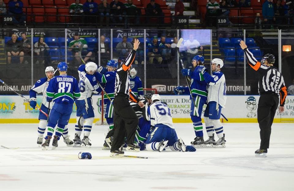 Here’s How the Comets Could Still Make the Playoffs