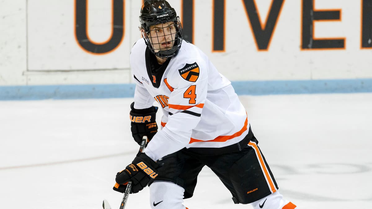 Canucks sign NCAA UFA D Josh Teves