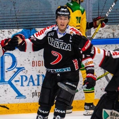 Vancouver Canucks draft 6’4 defenceman Joni Jurmo with pick number 82