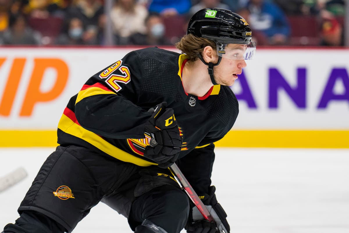 Vasily Podkolzin speaks at a press conference in English, says his ...