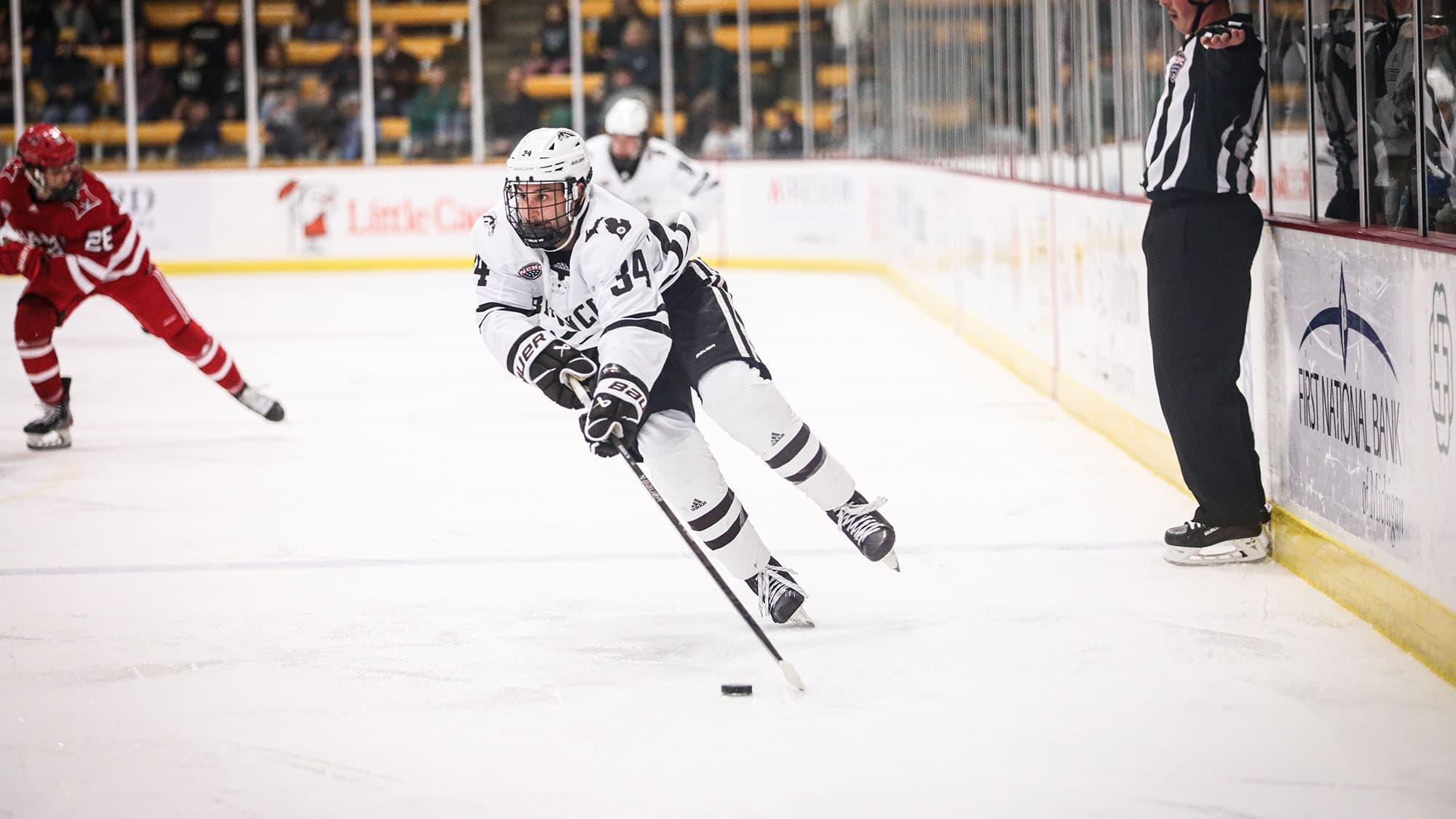 Vancouver Canucks sign NCAA free agent Max Sasson to two-year entry ...