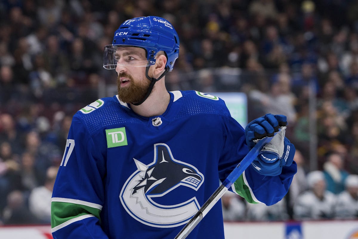 A shift-by-shift breakdown of Filip Hronek’s debut with the Vancouver ...