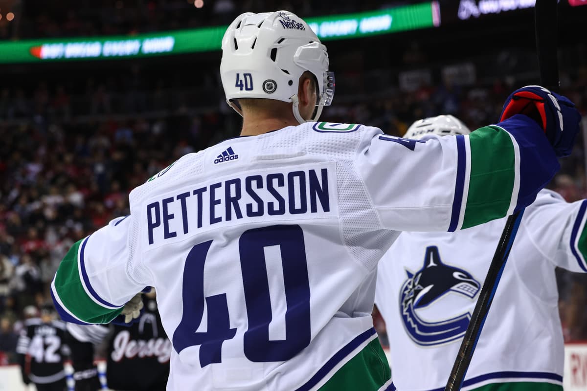 Who needs power plays? Canucks keep crushing the competition at 5-on-5