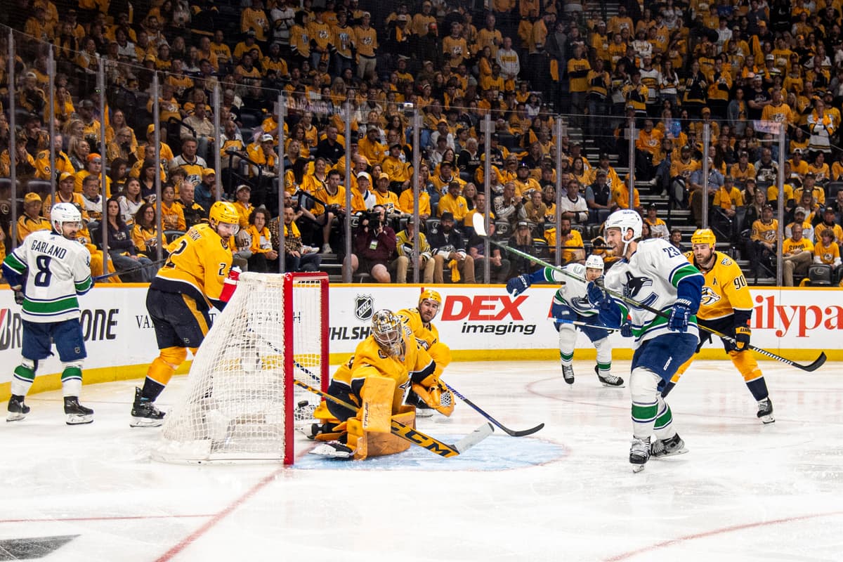The Statsies: The numbers behind Arturs Silovs’ first playoff win and a ...