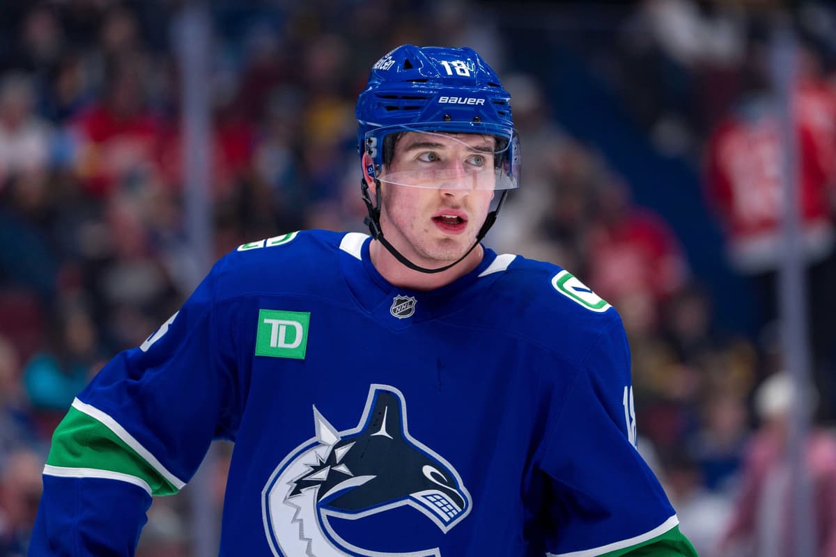 Canucks fans react to the Drew O’Connor contract extension