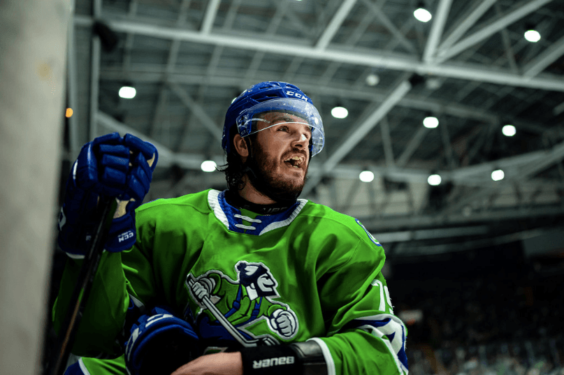 The Farmies: Jim Benning’s nephew delivers the OT dagger to Abby ...