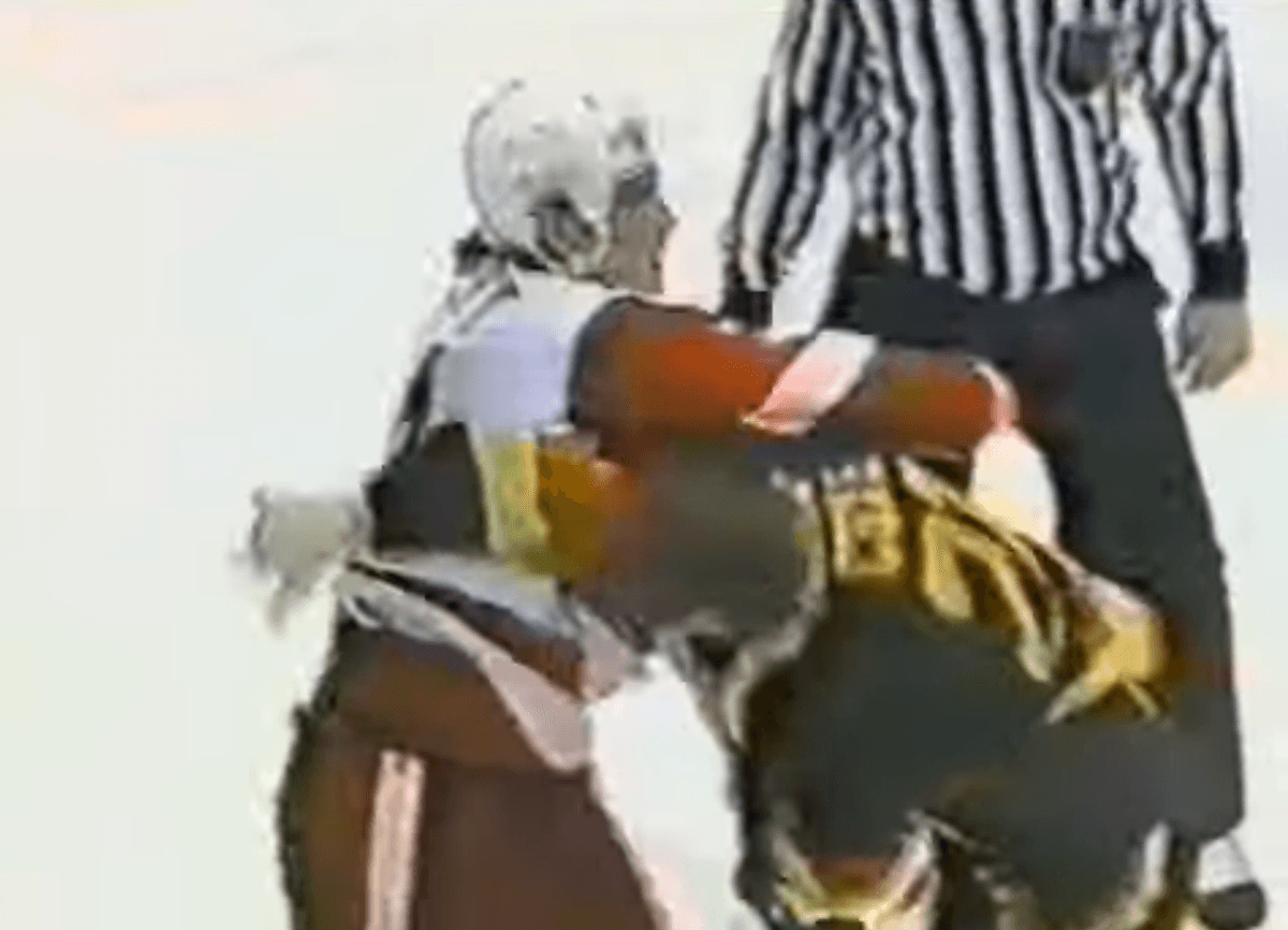 Top 10 Canucks fights of all time: #1 – Craig Coxe vs. Bob Probert ...