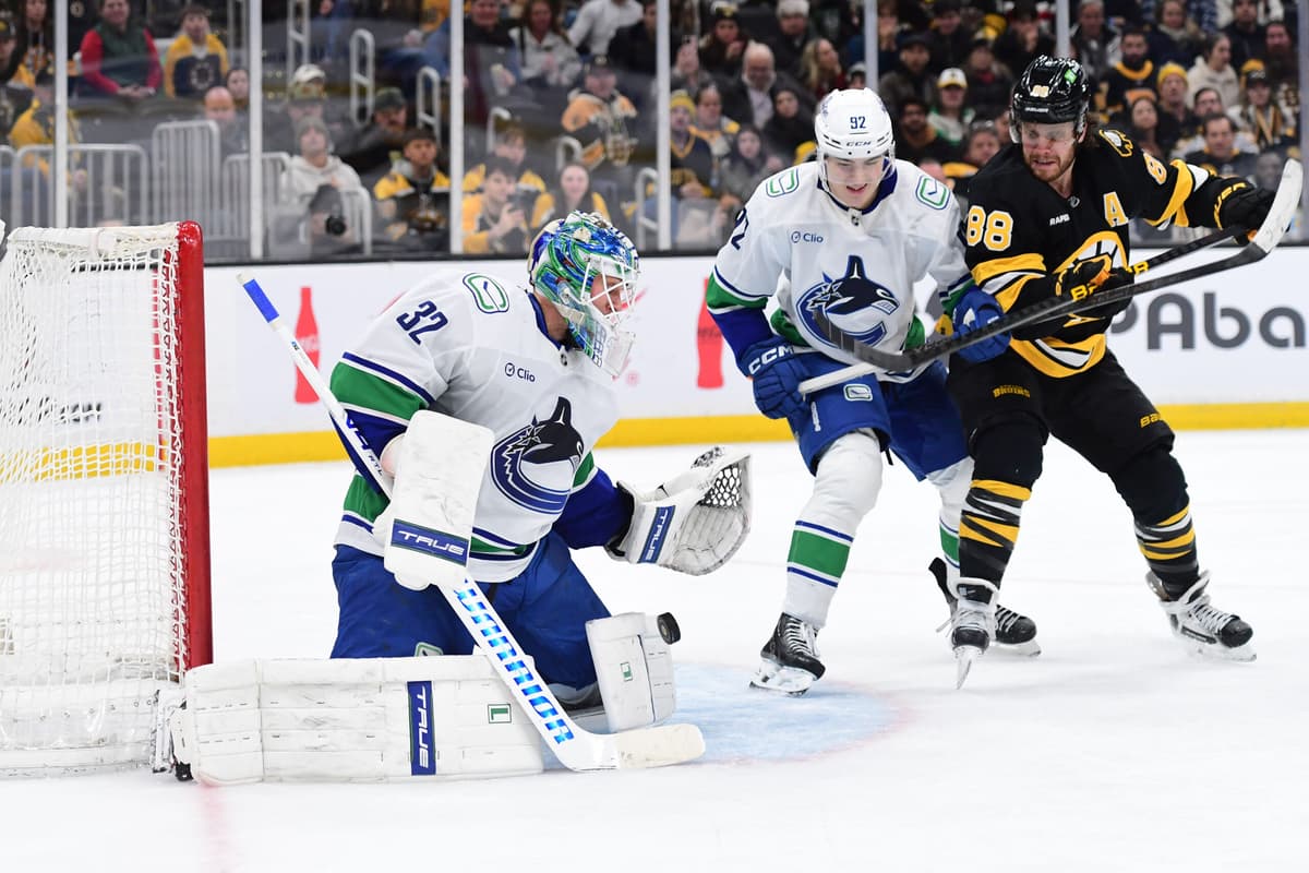 Canucks Game Day: Lankinen seeks third straight win as Bruins come to town